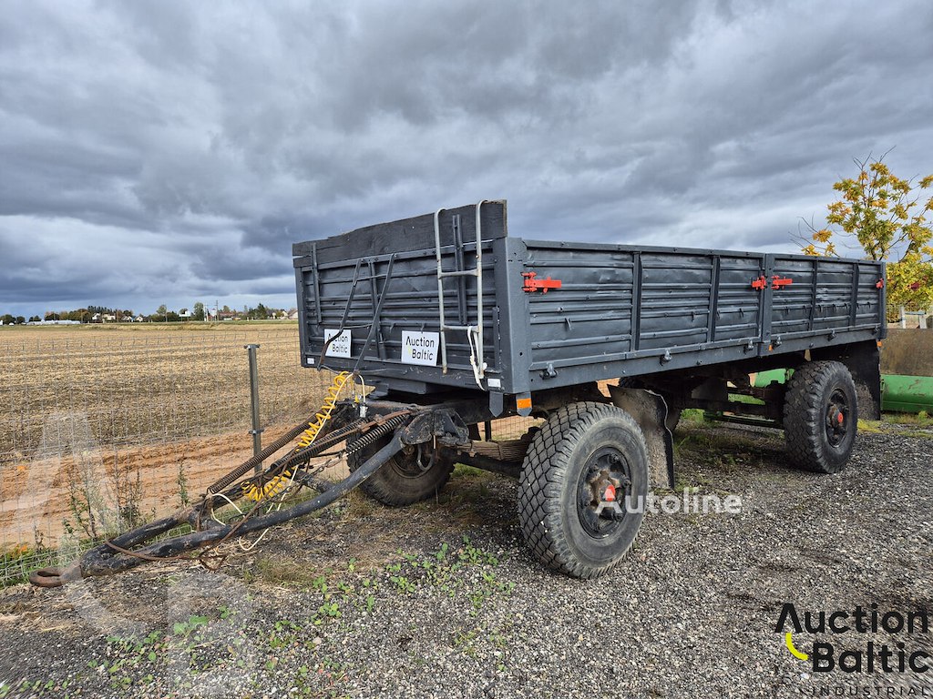 Prodaje se MAZ 8926 poluprikolicu sa kliznom ceradom na aukciji