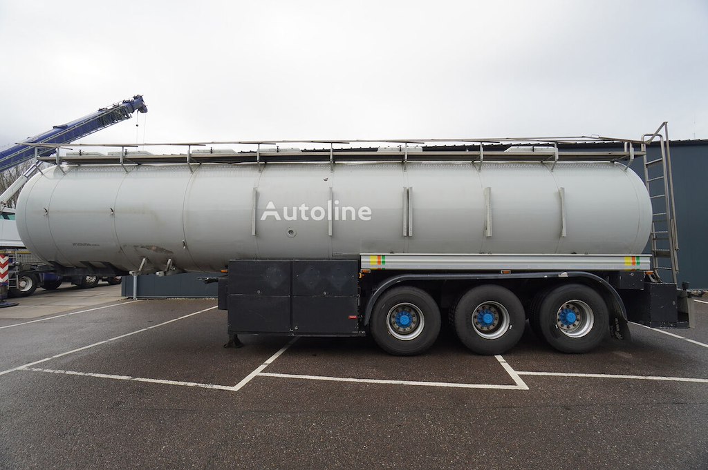 Dijkstra 3 AXLE TANK TRAILER 36 M3 poluprikolica autocisterna
