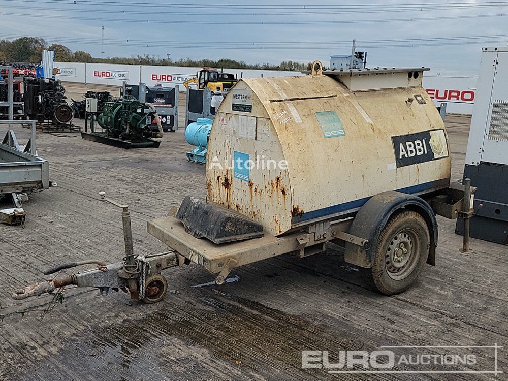Prodaje se Western 210 ABBI rezervoar za skladistenje goriva na aukciji