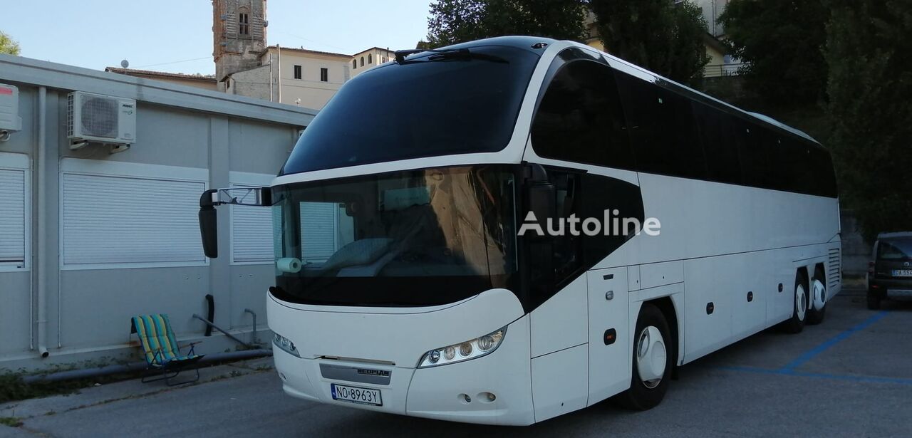 Neoplan Cityliner turistički autobus