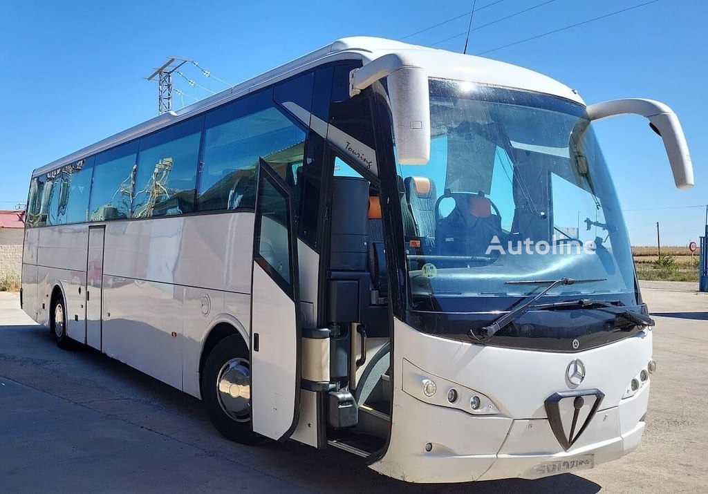 Mercedes-Benz Noge turistički autobus