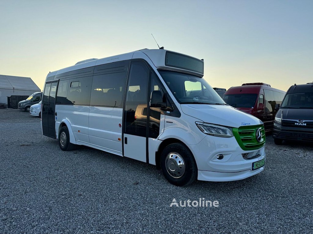 Novi Mercedes-Benz eSprinter putnički minibus