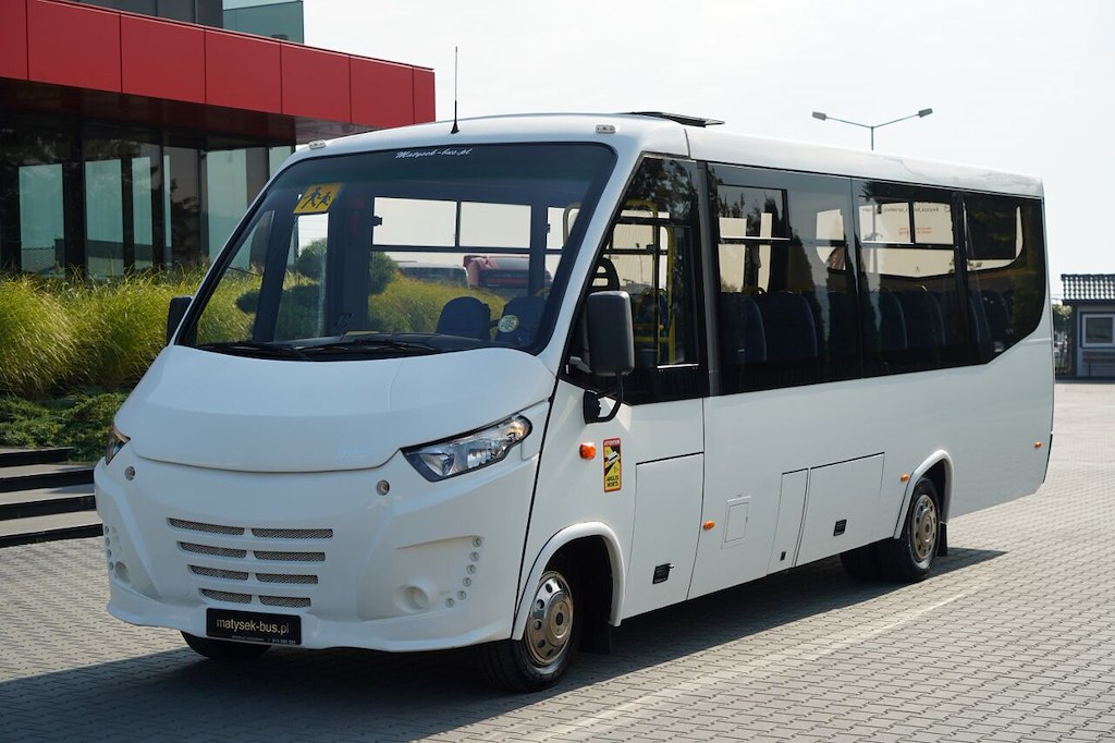IVECO Kapena putnički minibus