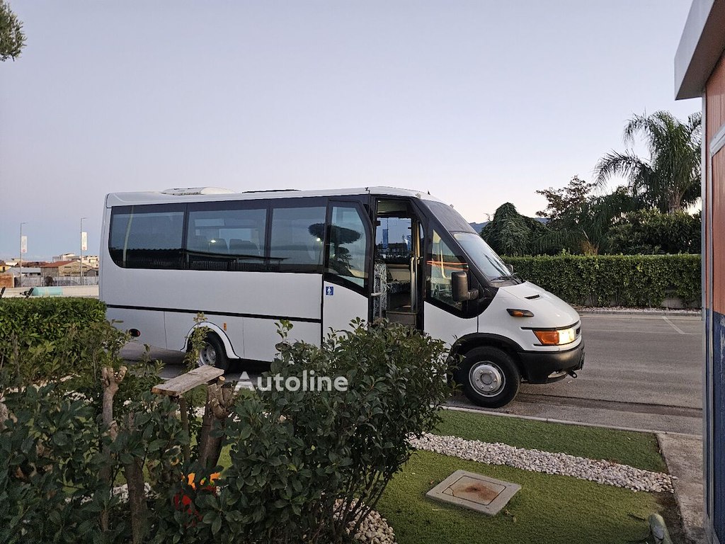 IVECO DAILY UNVI 65 C-15 putnički minibus