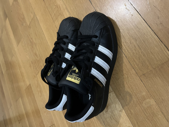 Adidas superstar parike