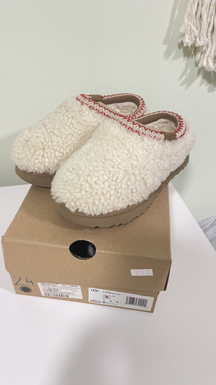 Ugg tazz 36 nove
