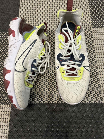 Nike parike