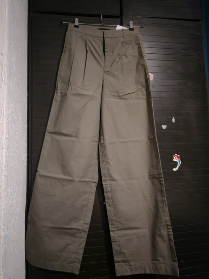 Nove široke pantalone