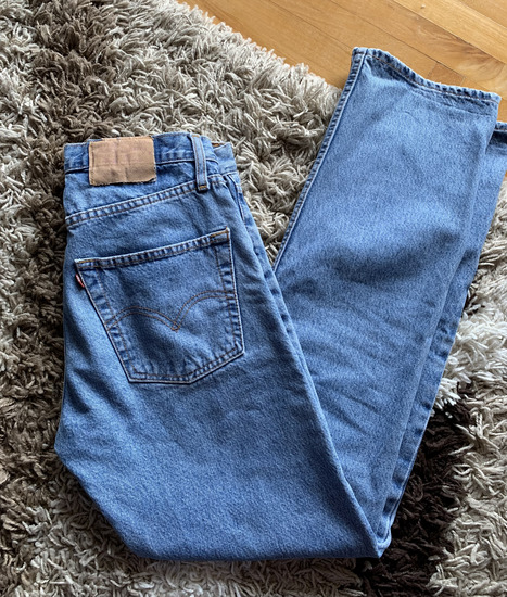 Levis farmerice S
