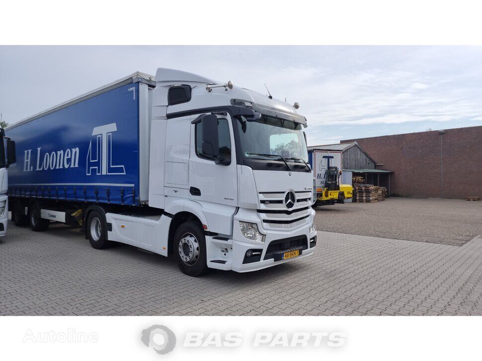 Mercedes-Benz Actros MP4 kit Mercedes StreamSpace L-cab L2H2 A 960 790 01 44 spojler za kamiona