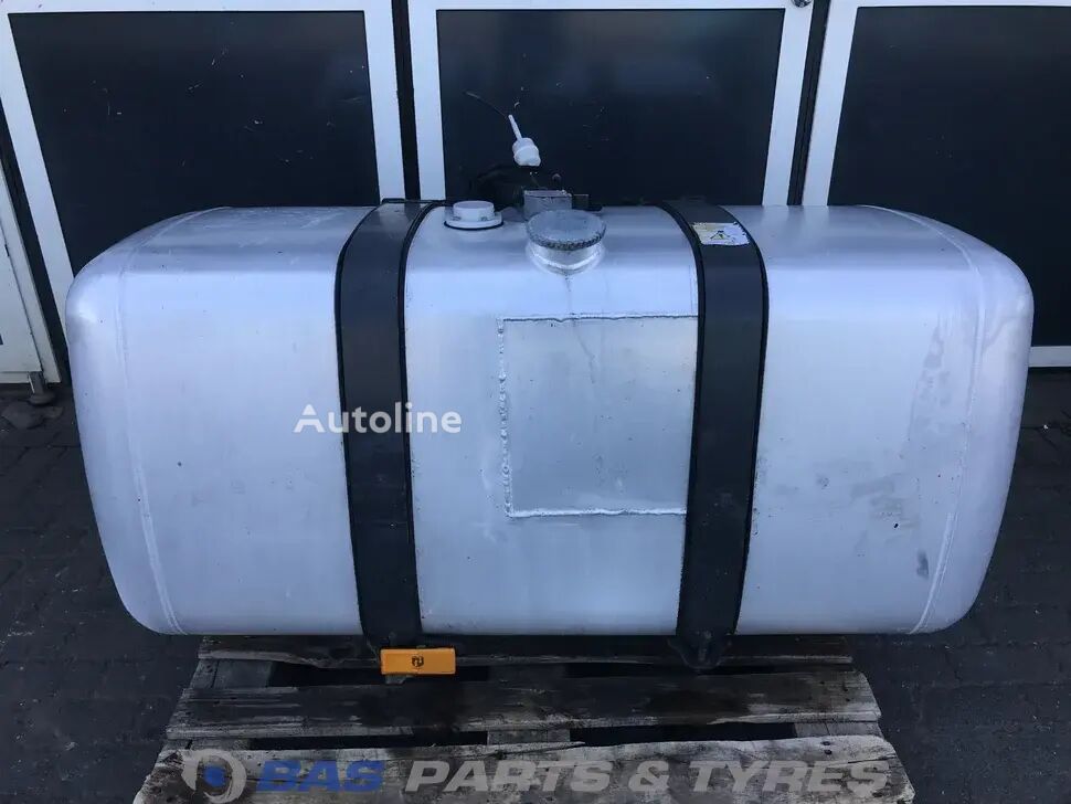 Mercedes-Benz Mercedes 570 Liter A 960 475 27 03 rezervoar za gorivo za kamiona
