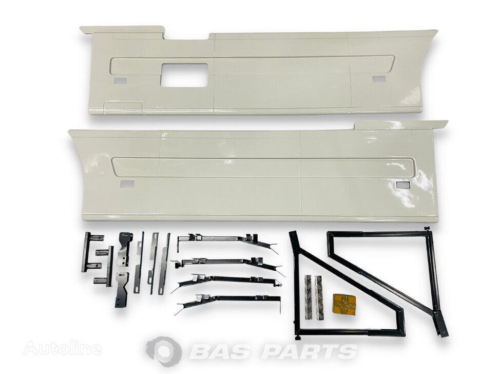 Volvo FH3 Sideskirt Set 20452920 oblaganje za Volvo FH3 kamiona