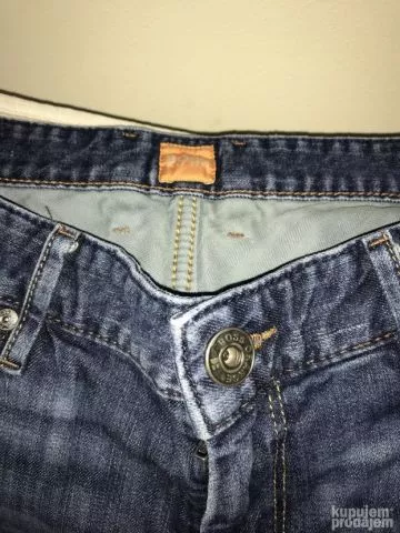 Original Hugo Boss farmerice 34 2 kom.
