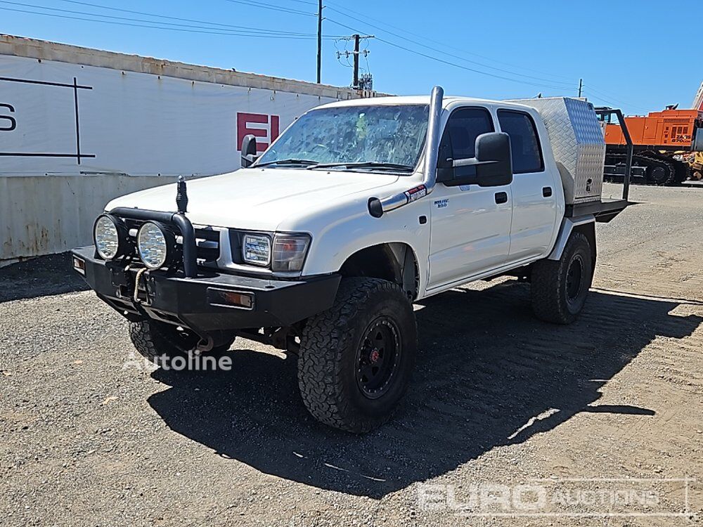 Prodaje se Toyota Hilux UTV na aukciji
