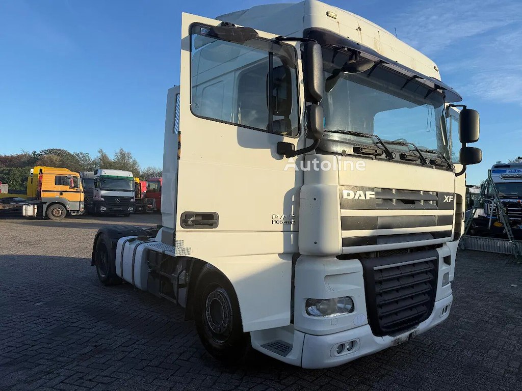 DAF XF 105.460 Tractor unit tegljač