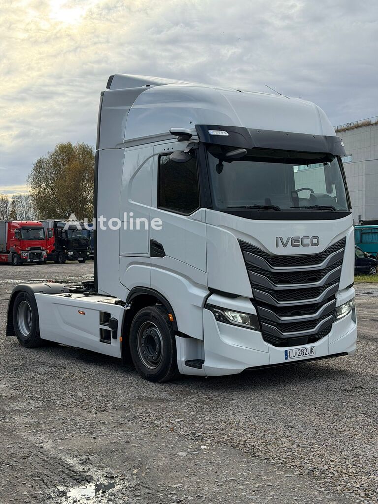 IVECO S-WAY AS440ST/P tegljač