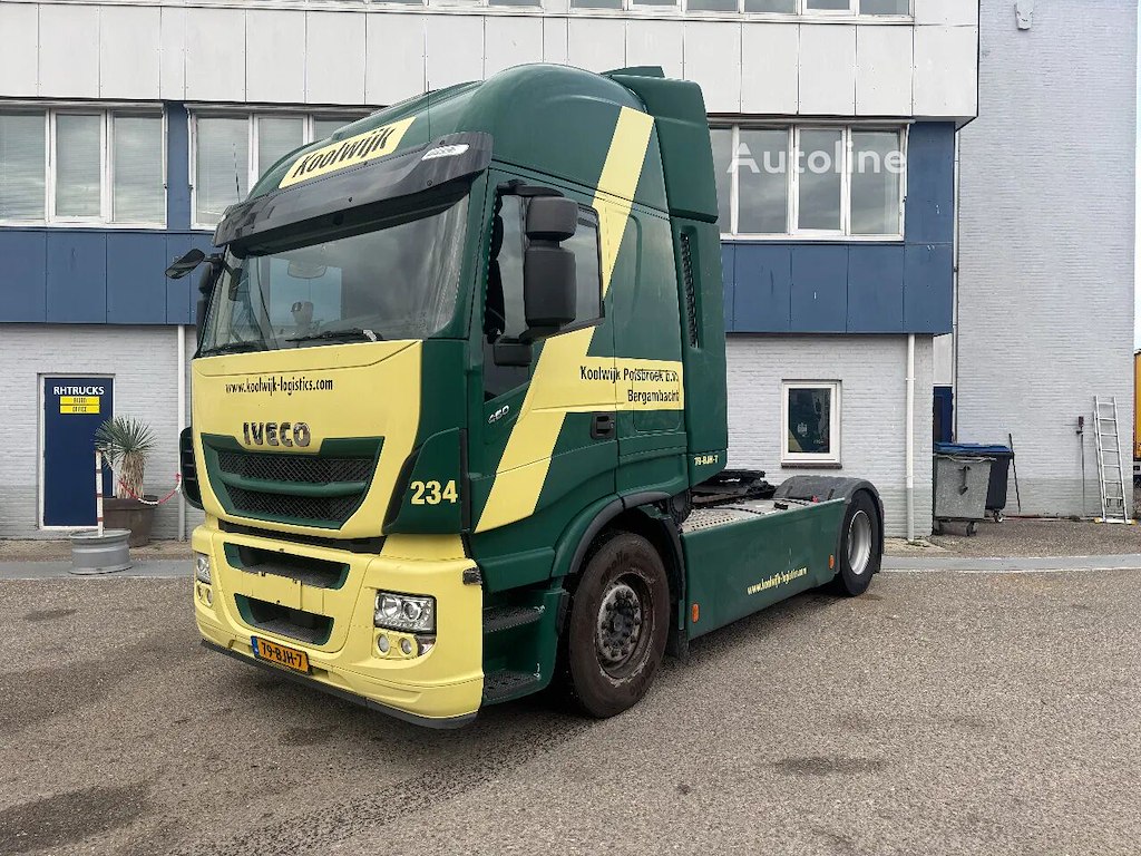 IVECO Stralis 460 4X2 EURO 6 SKIRTS AIRCO RADIO tegljač