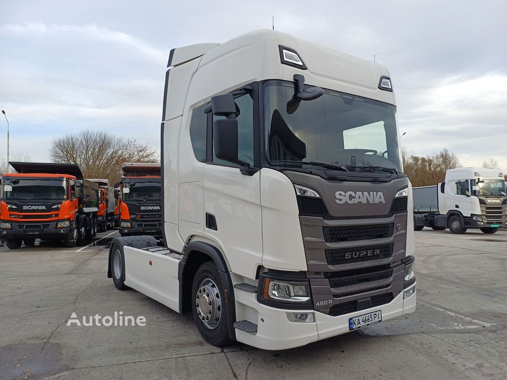 Novi Scania R460A4X2LA (DEMO) tegljač