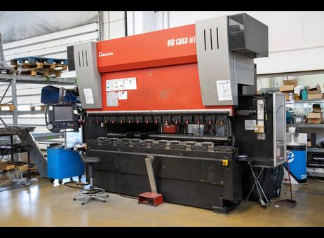 Amada HD 1303 NT CNC presa za savijanje Dobar dogovor