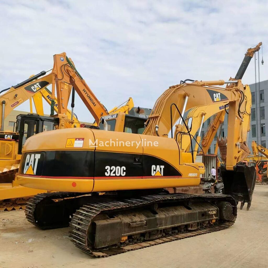 Caterpillar 320C bager guseničar