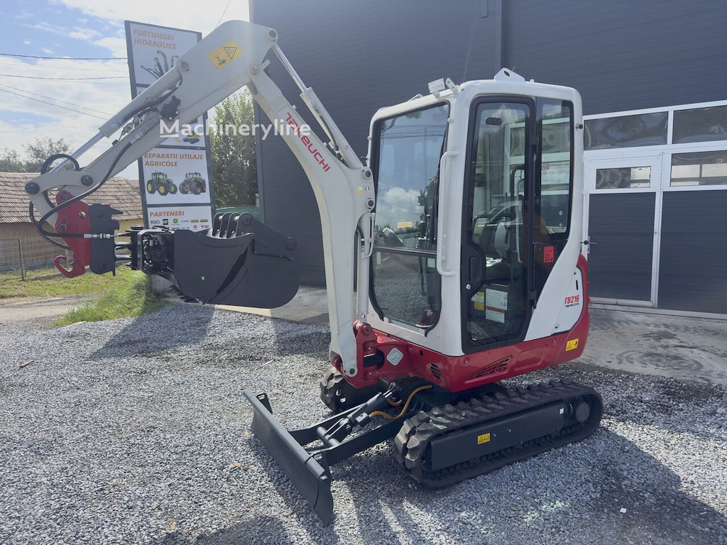 Takeuchi TB216 mini bager