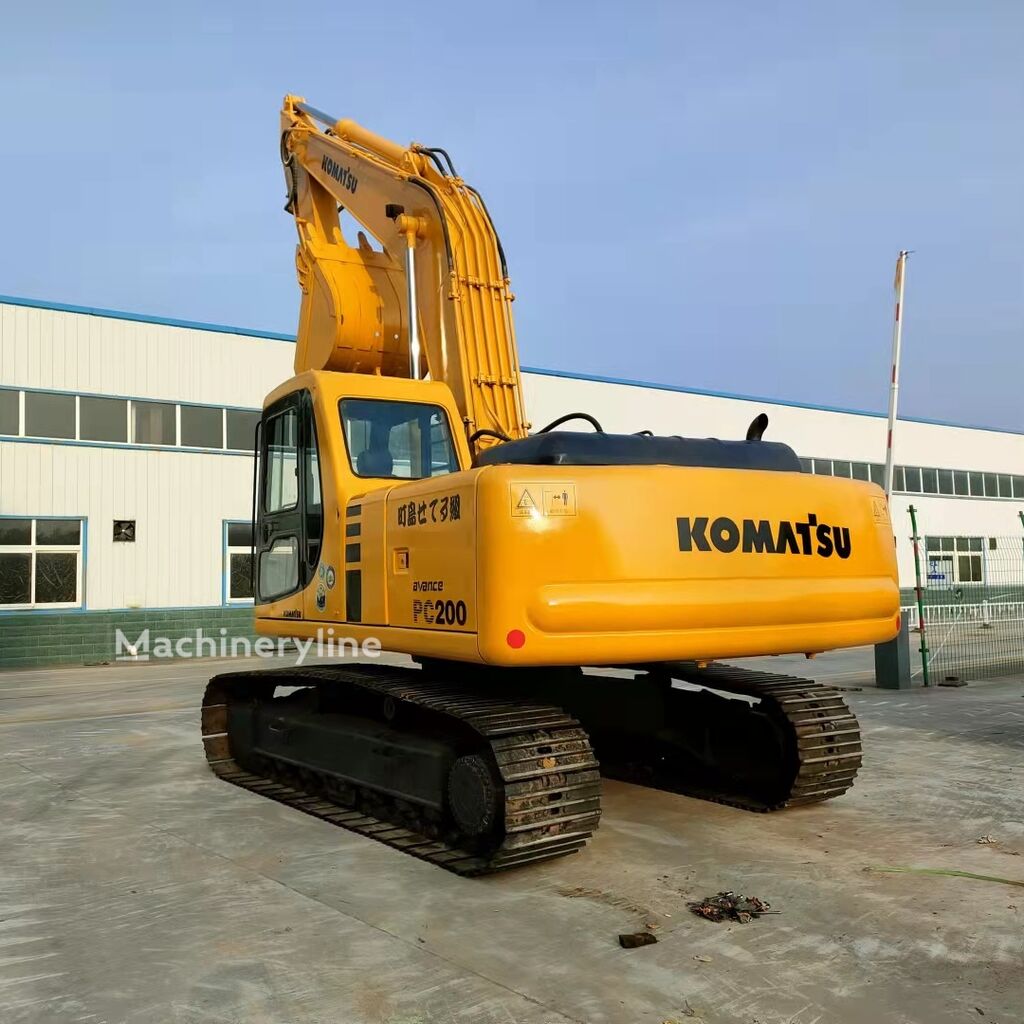 Komatsu PC200-6 bager guseničar