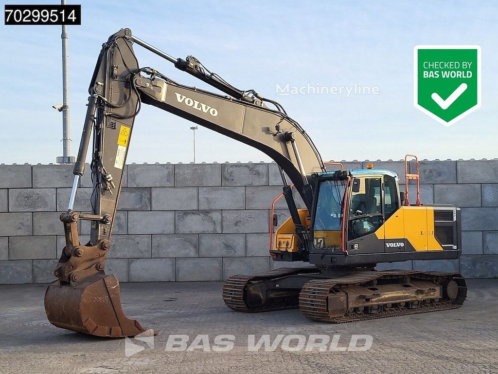 Volvo EC220 E L bager guseničar