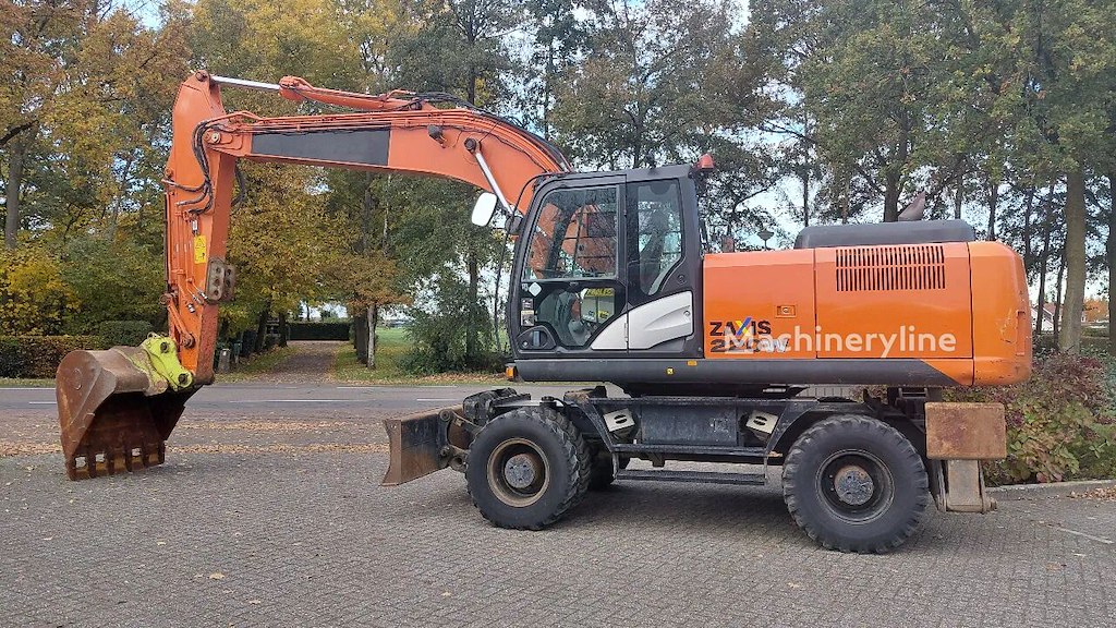 Hitachi ZX220W-5B bager točkaš