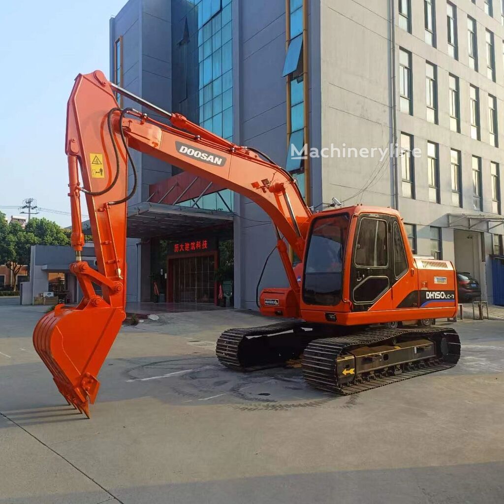Doosan DH150LC bager guseničar