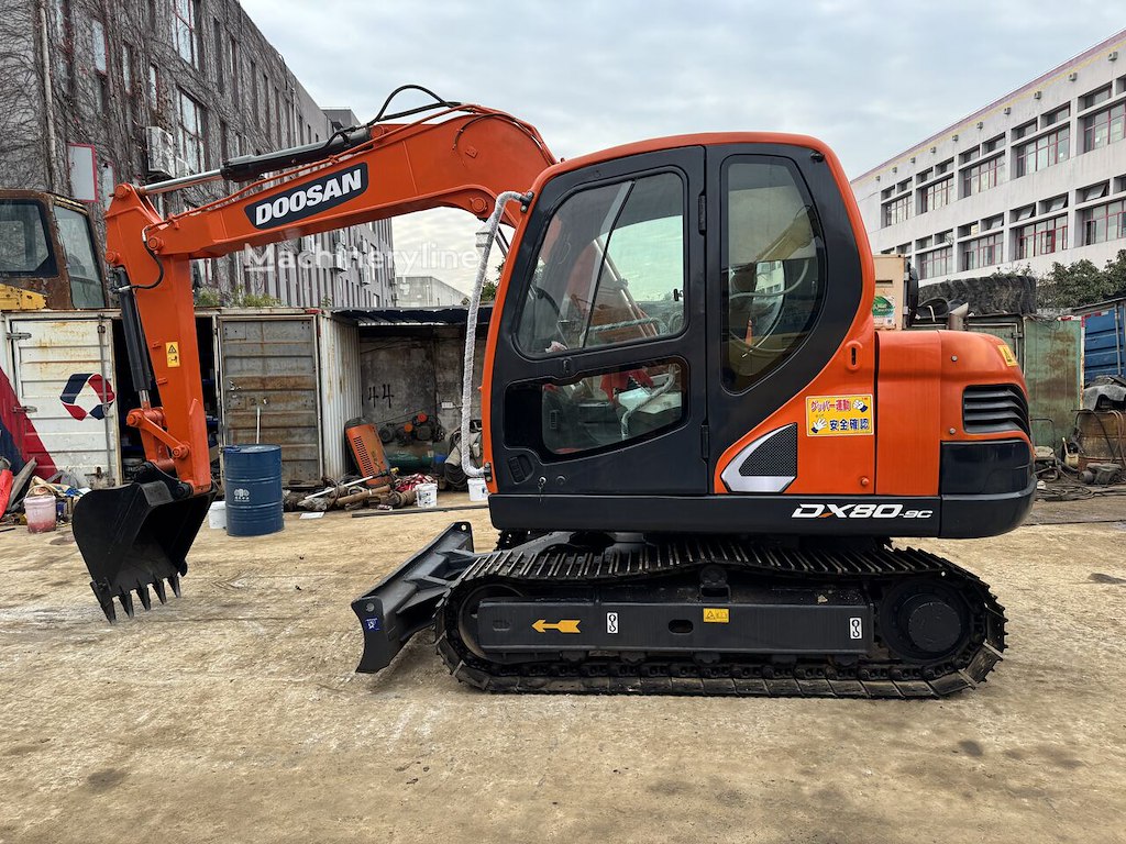Doosan DX80 midi bager