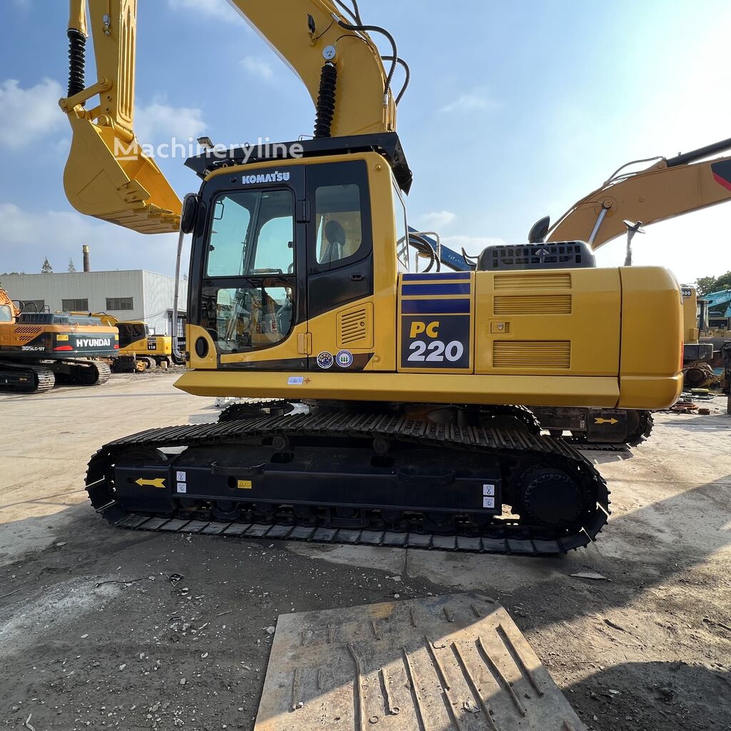 Komatsu PC220-8MO bager guseničar