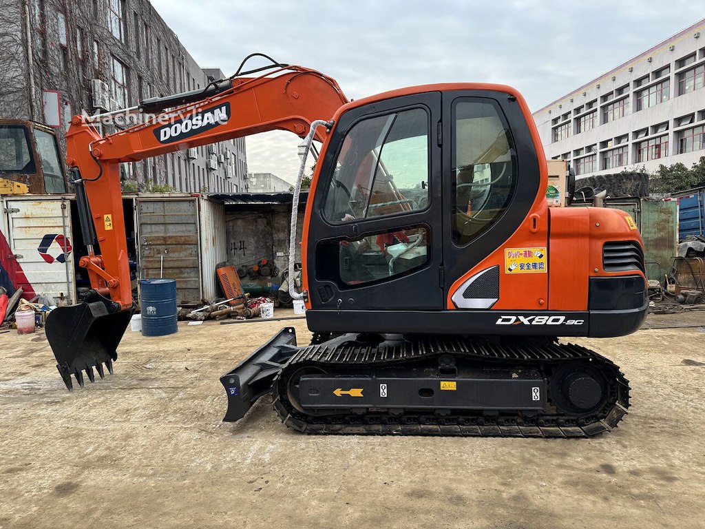 Doosan DX80 midi bager