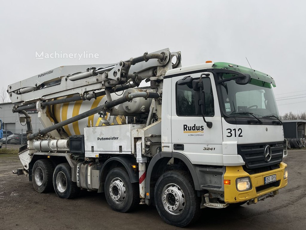 Putzmeister na šasiji Mercedes-Benz ACTROS 3241B Putzmeister 24M pumpa za beton