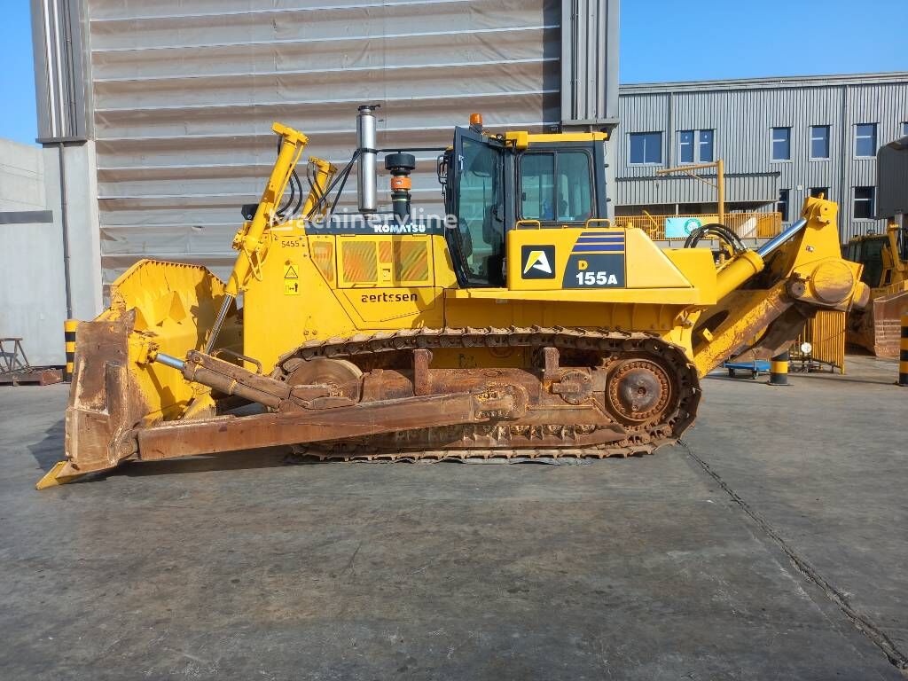 Komatsu D155A-6R (4 Pcs available in Abu Dhabi) buldožer