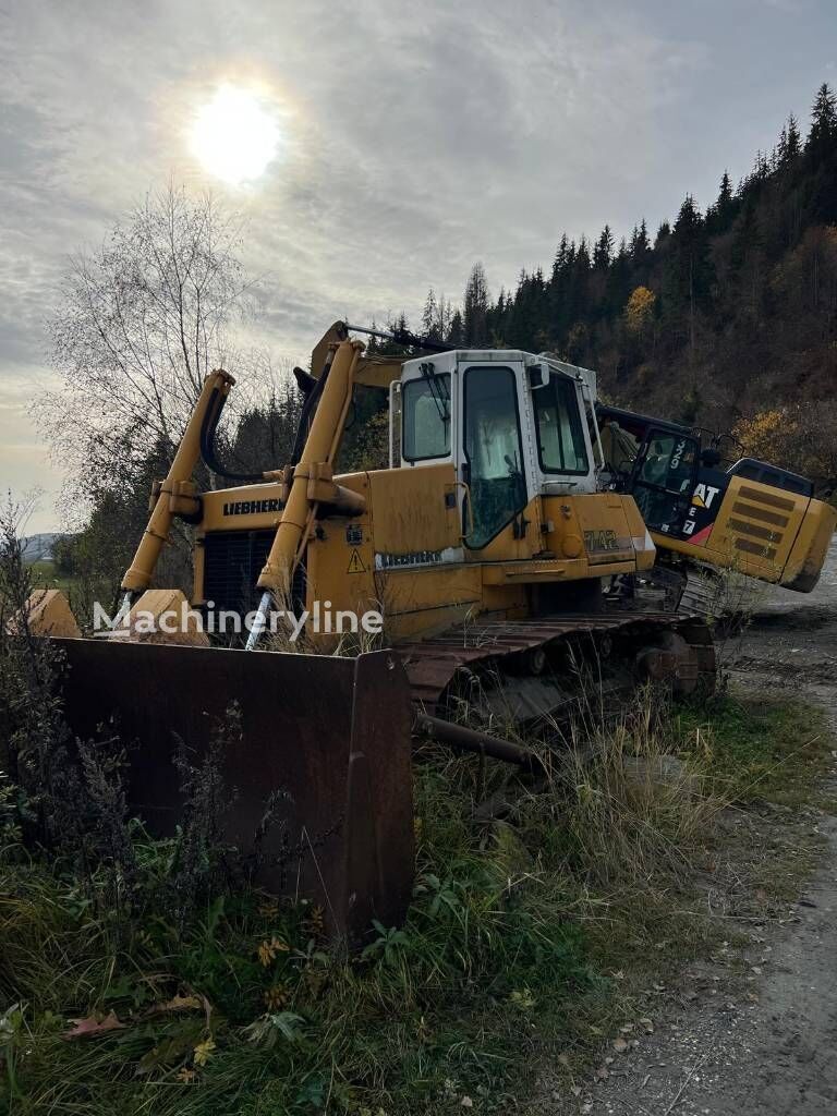 Liebherr 742 buldožer po rezervnim delovima