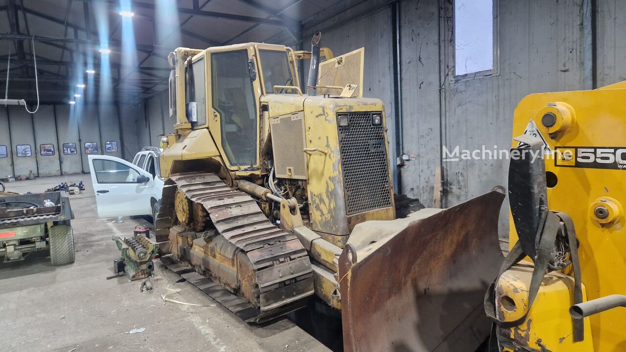 Caterpillar D5 buldožer po rezervnim delovima