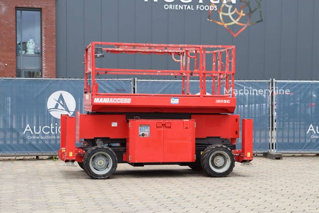 Prodaje se Manitou 120SC-2 makazastu platformu na aukciji