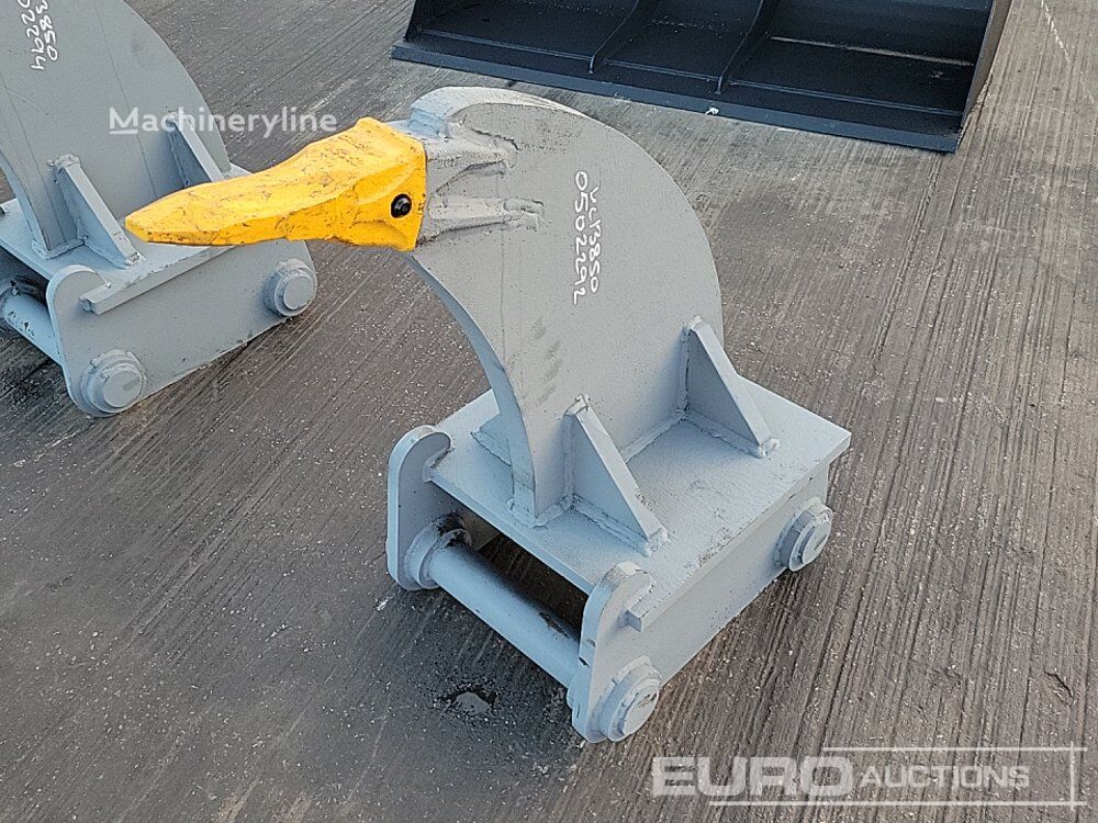 Prodaje se Ripper 80mm Pin to suit 20 Ton Excavator sejalnu kašiku na aukciji