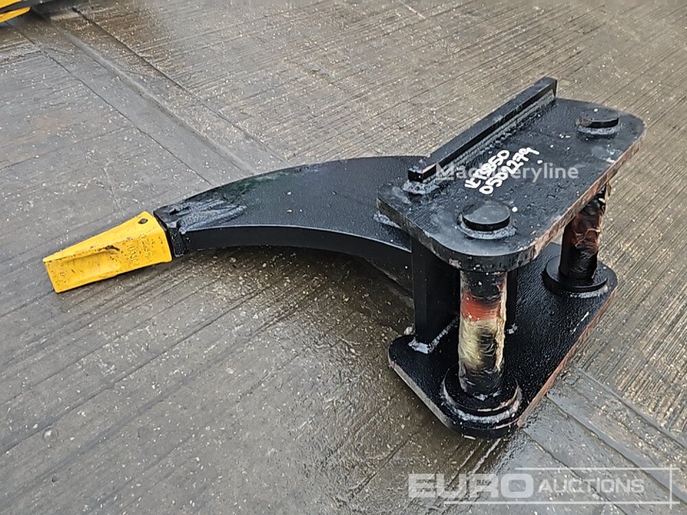 Prodaje se Ripper 65mm Pin to suit 13 Ton Excavator sejalnu kašiku na aukciji