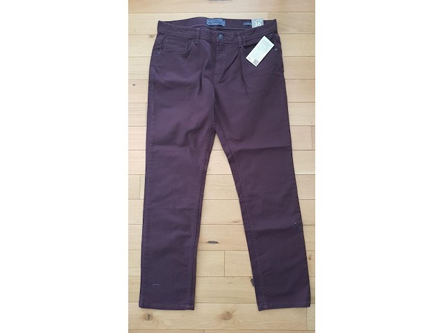C&;A  muške pantalone  vel.36/32   *NOVO