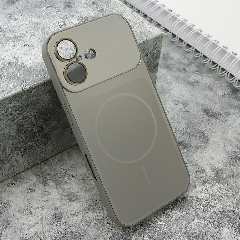Zastitna maska (futrola) COLOR METAL MagSafe II - iPhone 17 srebrna (MS)
