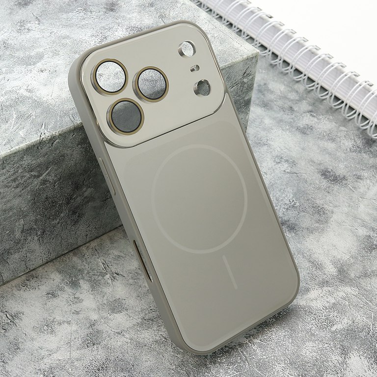 Zastitna maska (futrola) COLOR METAL MagSafe II - iPhone 17 Pro srebrna (MS)