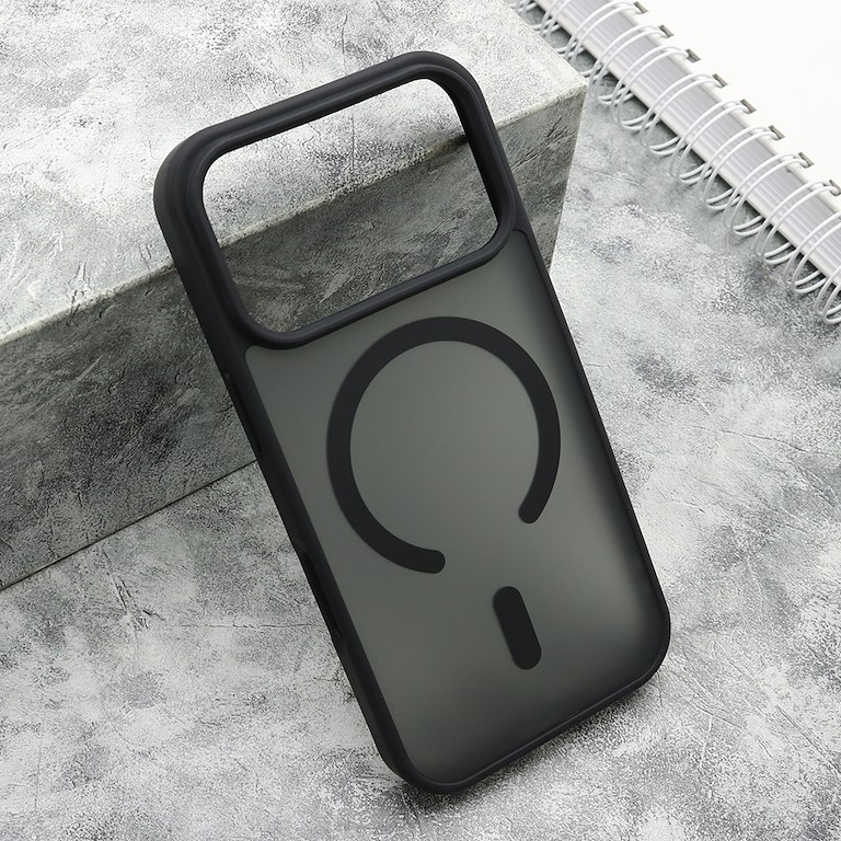 Zastitna maska (futrola) SILKY MagSafe mat - iPhone 17 Pro crna (MS)