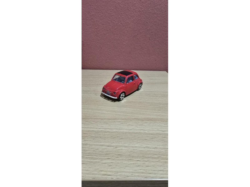 Fiat 500 Burago 1:43