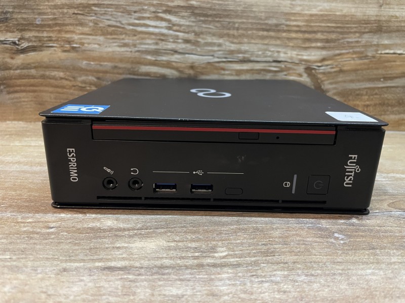 Fujitsu Esprimo P956 mini PC i5 8th-8Gb-Intel HD630 TOP