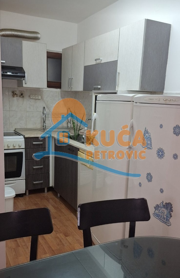 Dvosoban stan, 50 m2, Palilula, Čarnojevića ID: i-013772