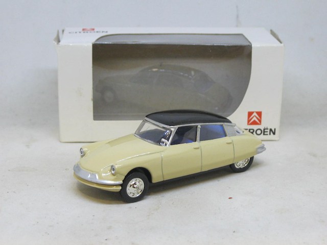 norev citroen DS19