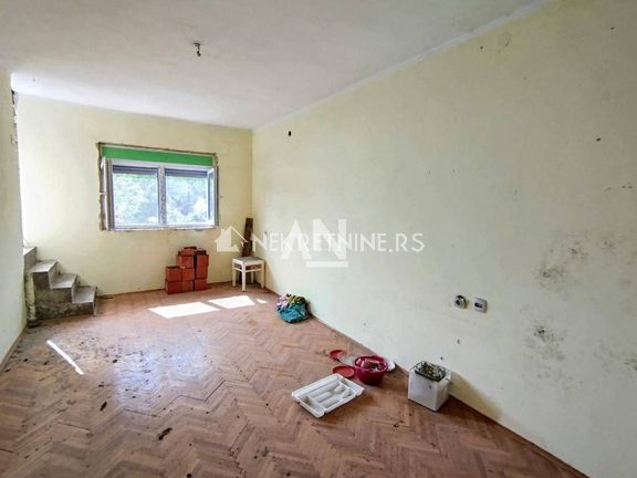 Barajevo, Vranić, Bratstva i jedinstva, kuća 60m2, 8.5 ari ID#8401