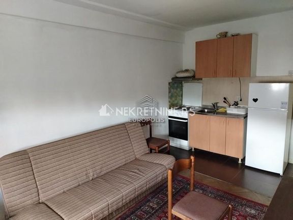 Odmah useljiva garsonjera ID#8048