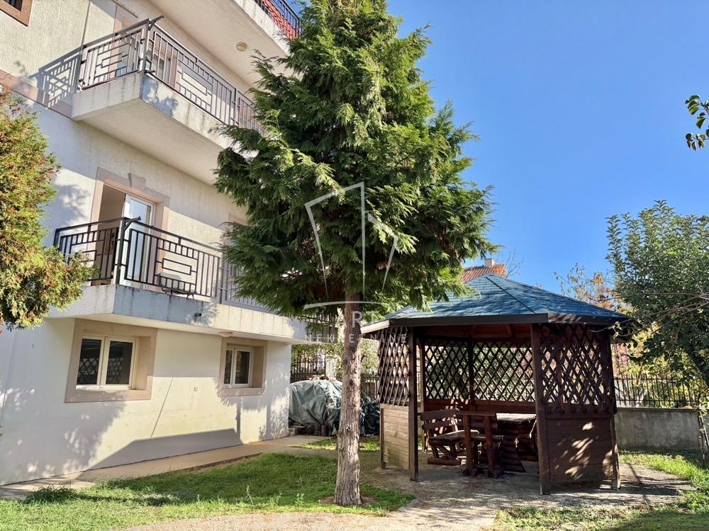 Liksuri, Troiposoban stan na prodaju, 179m2, 320.000€